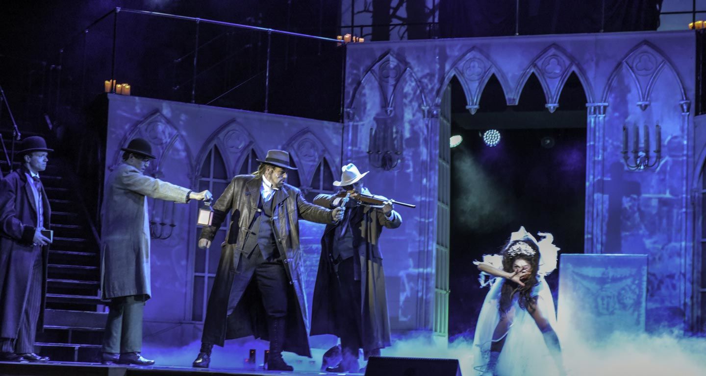 Dracula - Das Musical - Sascha Walk - Blog in Orange